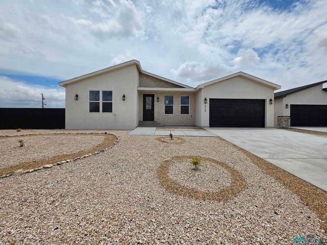 313 W Minnesota St, Jal, NM 88252
