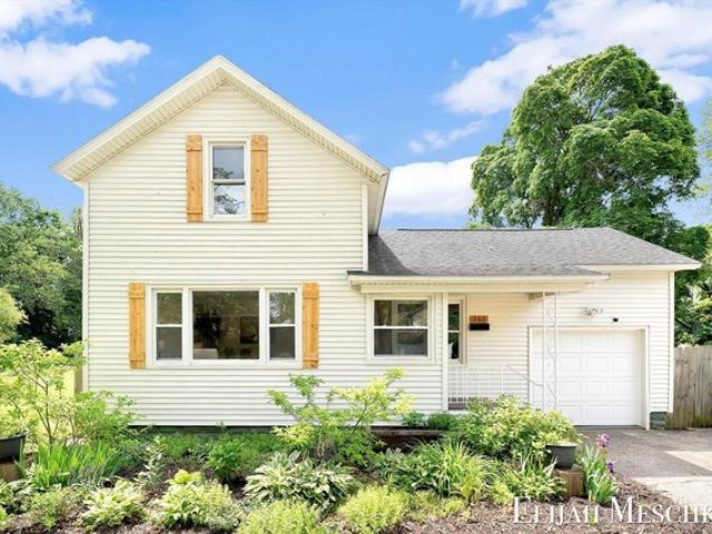 313 Washington Ave, Muskegon, MI 49441