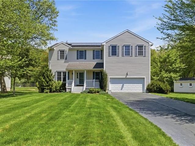 313 Westmoreland Ln, North Kingstown, RI 02874