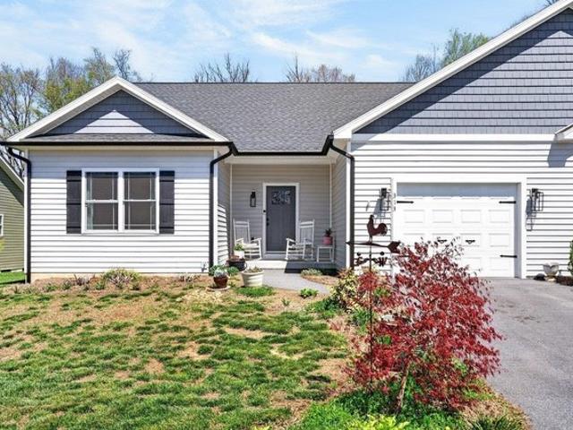 313 Willow Oaks Dr, Elkton, VA 22827