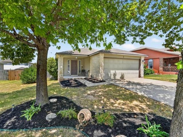313 Wimberley St, Hutto, TX 78634