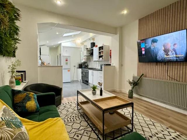 313 Tiverton Road, Stirchley, B29 6DA, United Kingdom | 1 bed house for rent #165693382 | Rentberry