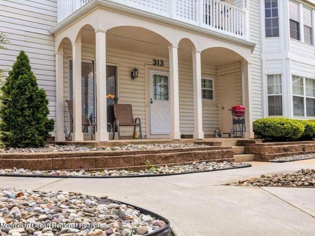 313 Tulip Lane