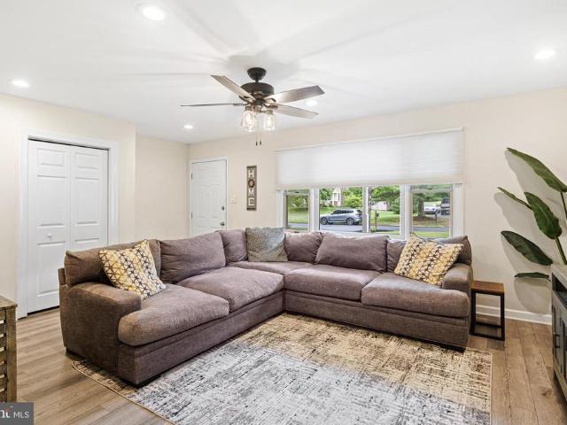 313 Upper Valley Road