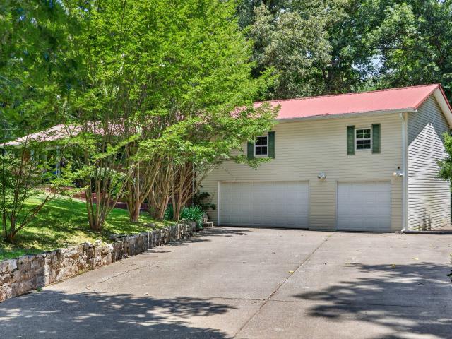 313 Valley View Rd