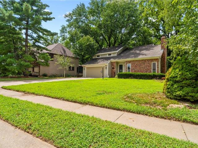 3144 Lakeview Circle
