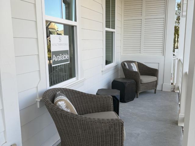 3144 Long Branch Circle