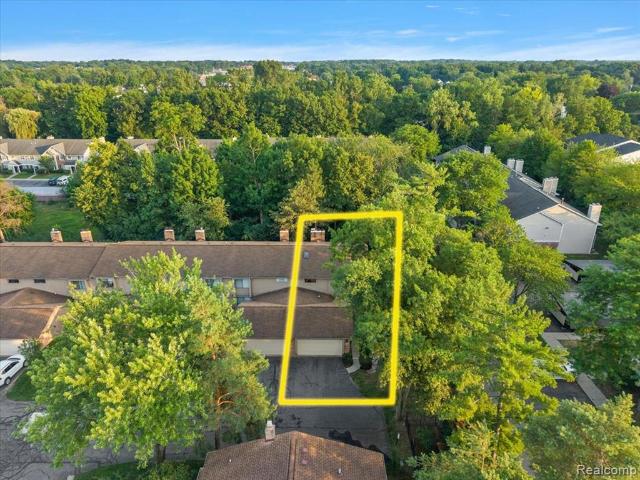 31456 Hunters Circle Drive # 22