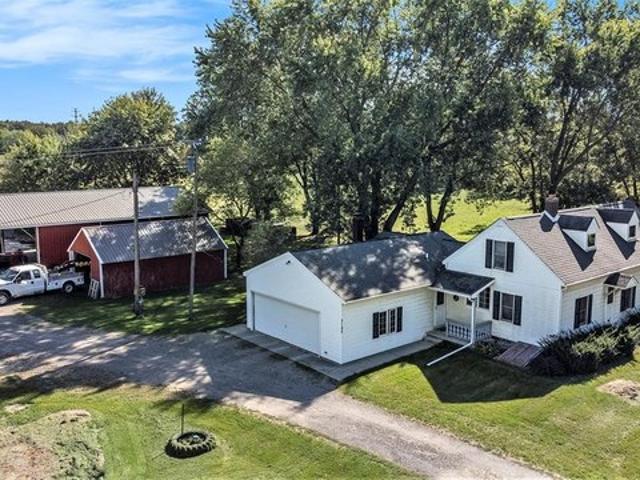 3145 Cedar Lake Rd, Marion Township, MI 48843