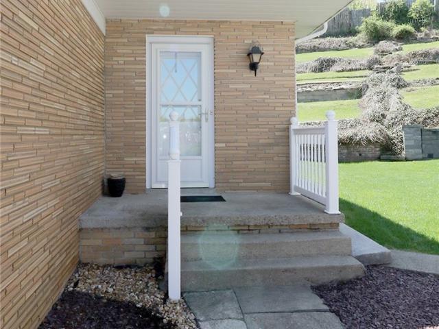 3145 Crestline Drive