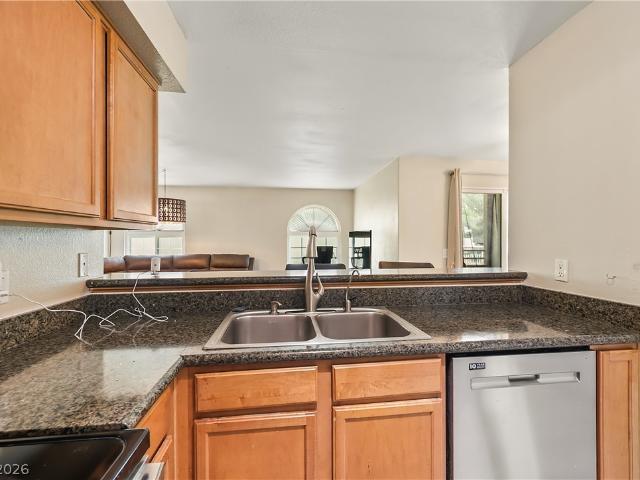 3145 E Flamingo Road 1123