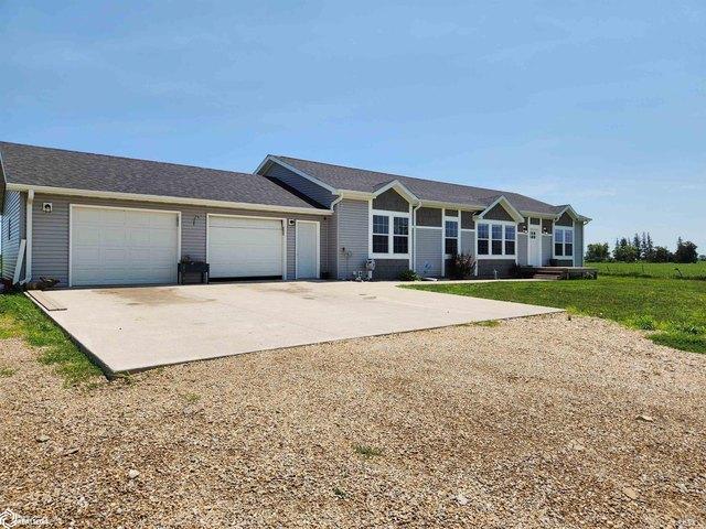 3145 K Ave, Toledo, IA 52342