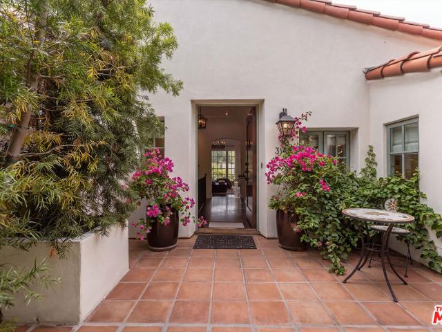 3145 La Suvida Drive