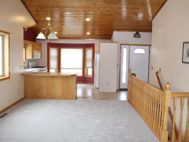 3145 Lake Ridge Drive
