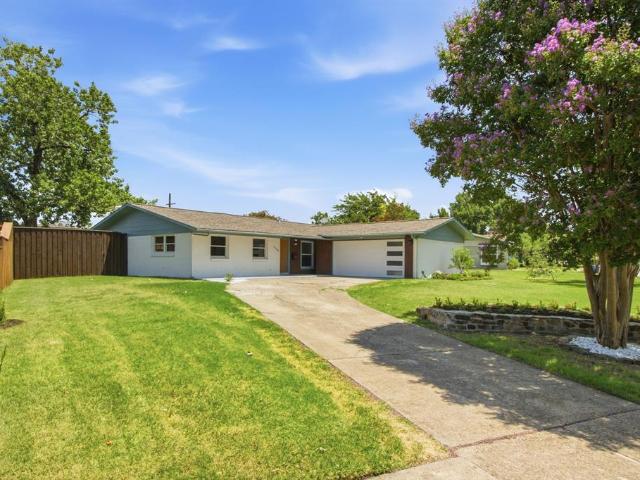 3145 Longbow Court