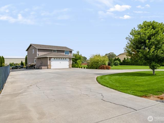 3145 Snow Goose Road NE