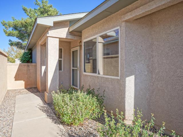 3146 chama meadows drive ne