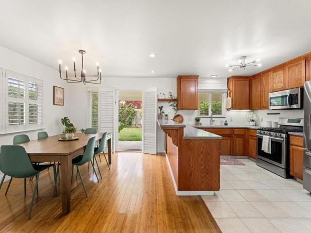 3146 Lake Drive