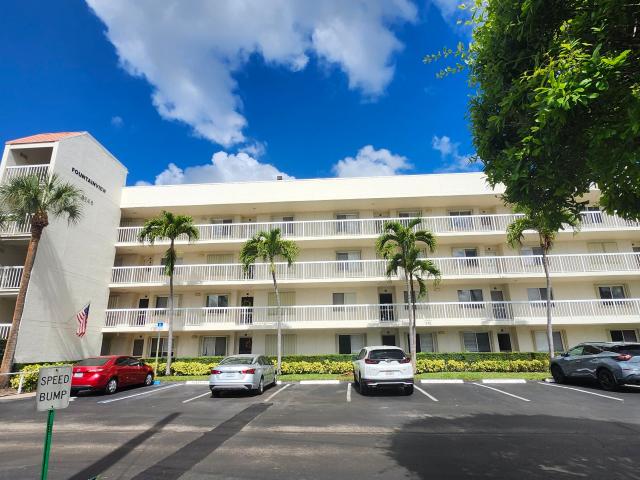 3146 Via Poinciana, Unit 414, Lake Worth, FL 33467 | MLS #B26005