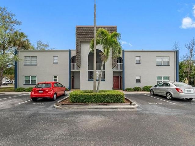 3146 29th Ave N #103, Saint Petersburg, FL 33713