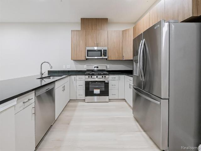 31480 Warren Road # 303