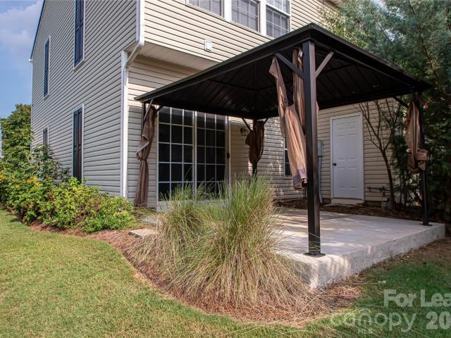3148 Mannington Drive