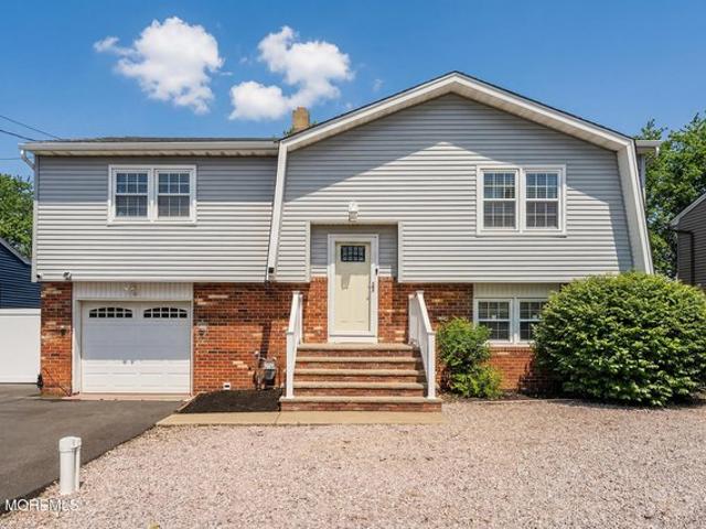 3148 Oceanic Dr, Toms River, NJ 08753