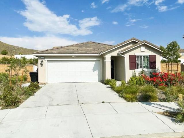 3148 Glacier Bay Ct, Jurupa, CA 92509