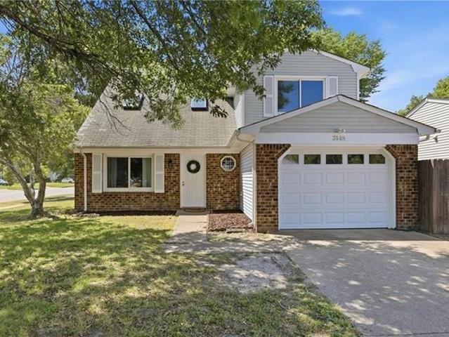 3148 Glastonbury Dr, Virginia Beach, VA 23453