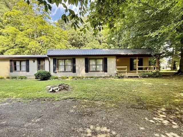 3148 Holmes Bend Rd, Columbia, KY 42728