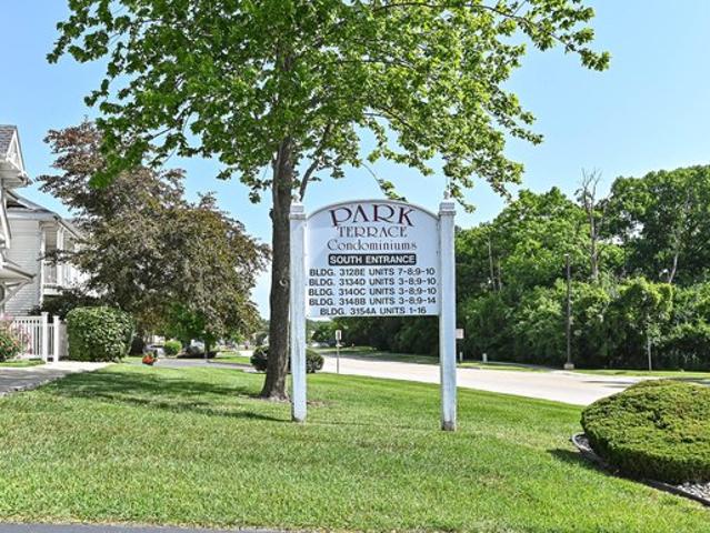 3148 Wood Rd Unit 2, Mount Pleasant, WI 53406