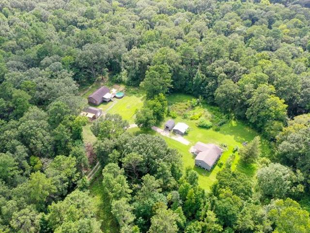 31496 Bohlssen Rd, New Caney, TX 77357