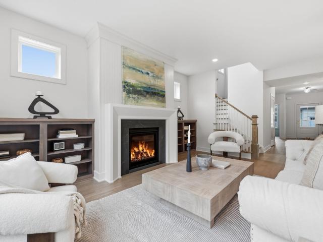 3149 Inverness Lane