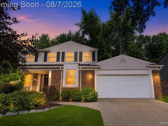 3149 Tamarron Dr, Rochester Hills, MI 48309