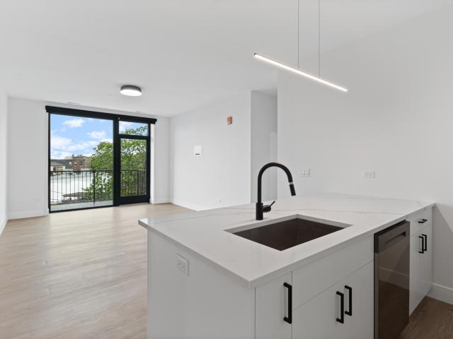 3140 N Clybourn Ave, Unit 408, Chicago, IL 60618 | MLS #12562