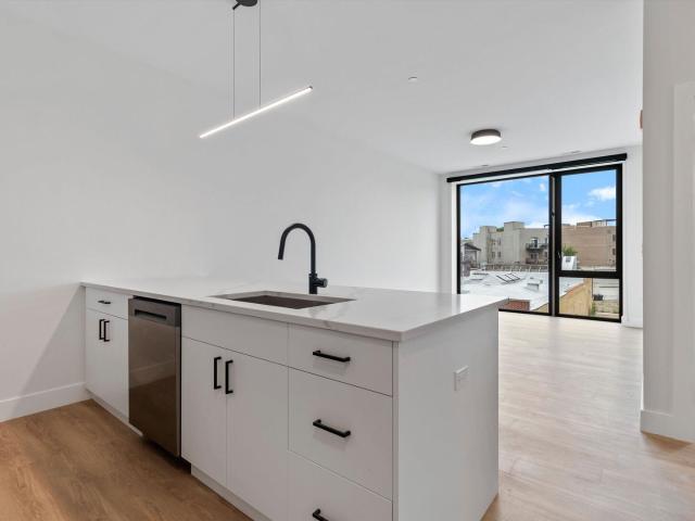 3140 N Clybourn Avenue # 205
