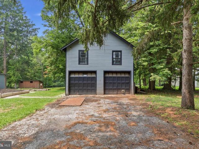 3140 Crooked Wind Lane