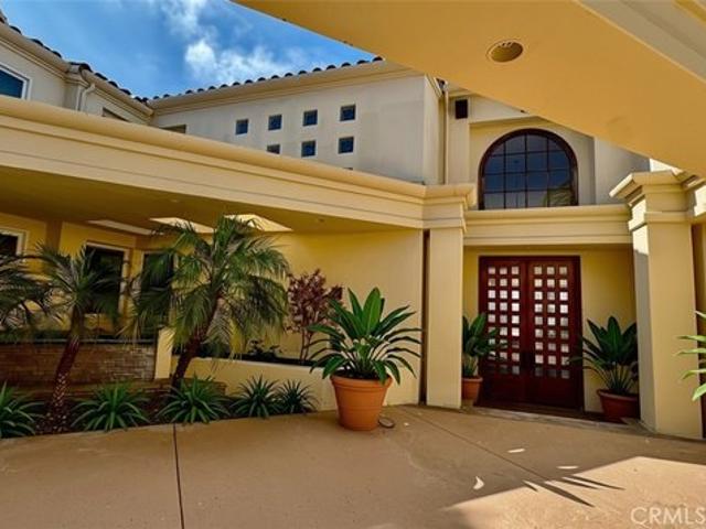 3140 E Abbey Ln, Orange, CA 92867