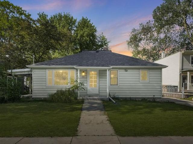 3140 James St, Madison, WI 53714