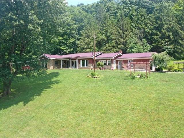 3140 Jersey Hollow Rd, Confluence, PA 15424