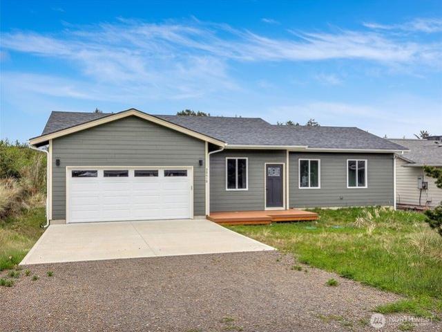 31410 H St, Ocean Park, WA 98640