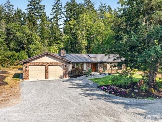 31419 Mountain Hwy E, Eatonville, WA 98328