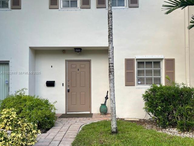 3141 N Palm Aire Dr, Unit 3141, Pompano Beach, FL 33069 | MLS #A11922