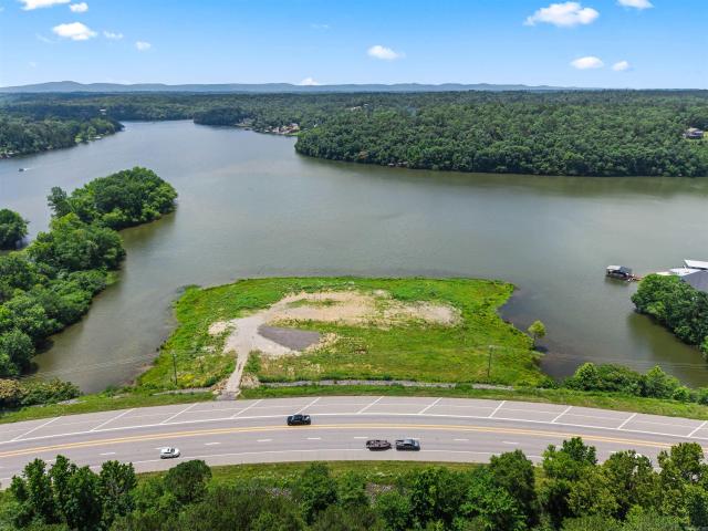 3141 Albert Pike Road