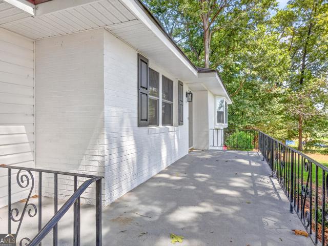 3141 Highway 172 E
