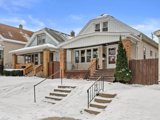 3141 S 15th St, Milwaukee, WI 53215
