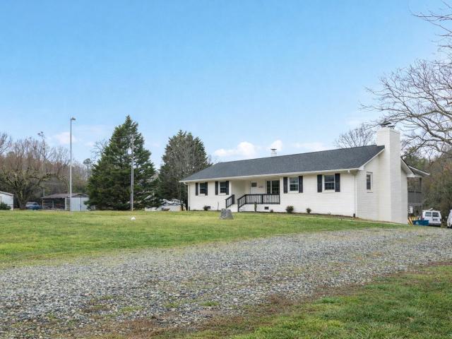3141 Wagoner Lane