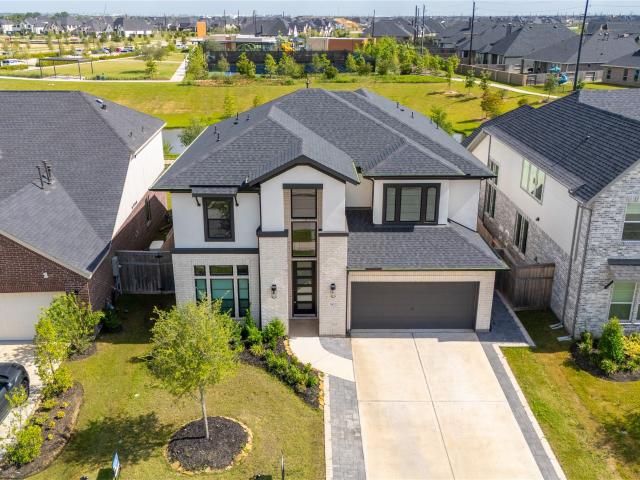 31422 Beacon Cove Trl, Fulshear, TX 77441 | MLS #28071