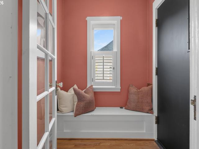 3142 NE 52ND AVE