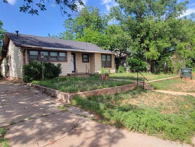 3142 Bickley St, Abilene, TX 79605 | MLS #21252 | Compass